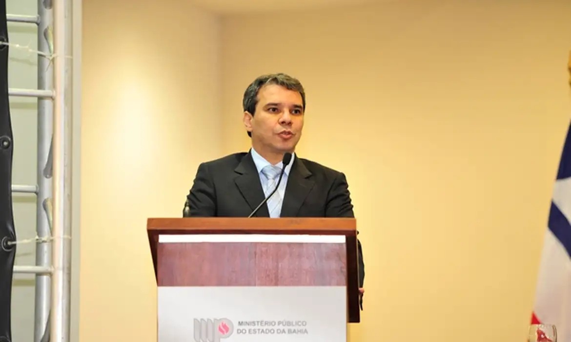 Lula escolhe Wellington César Lima e Silva para comandar o Ministério ...